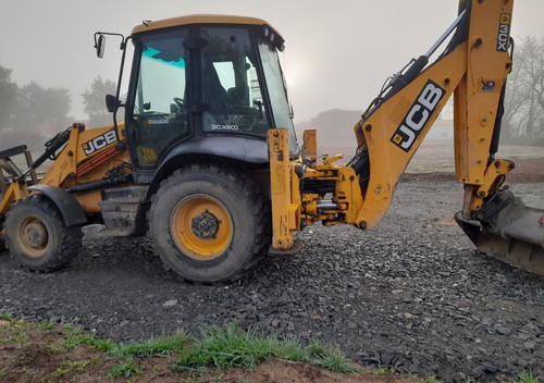 JCB 3CX 2012 | Creiscendo
