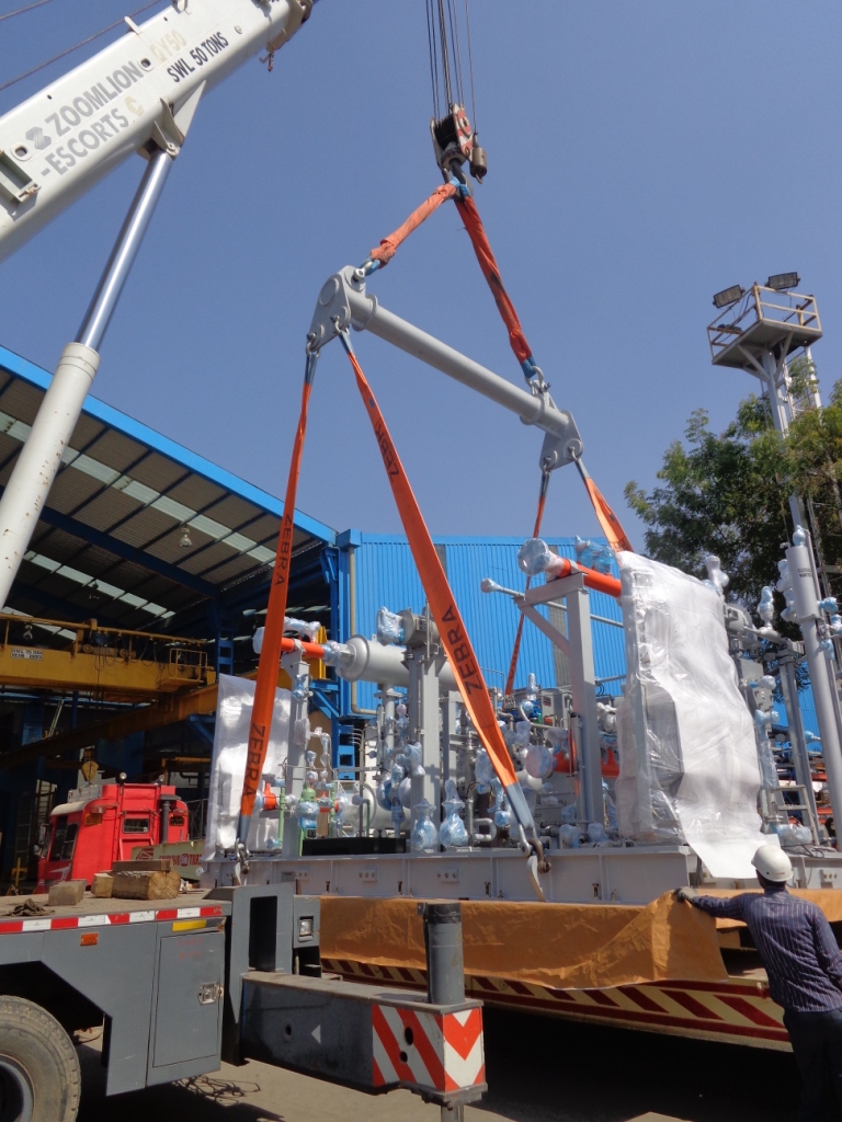 TACKLERS | PRODUCTS | WEBBING SLINGS