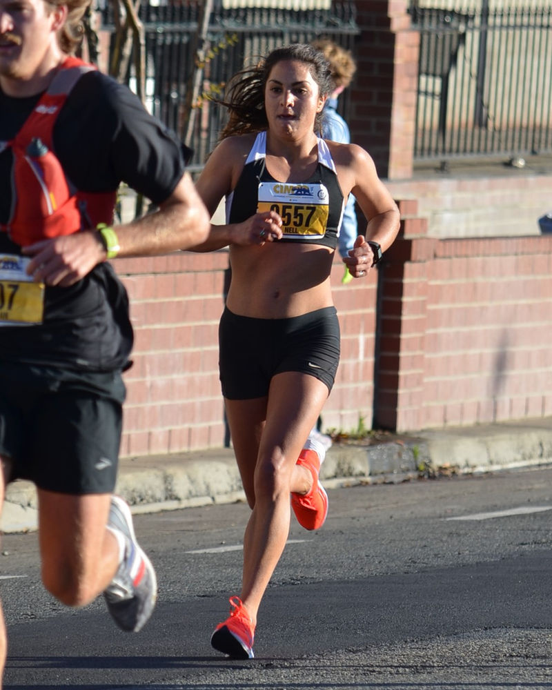 Nell Rojas Debuts Marathon at CIM