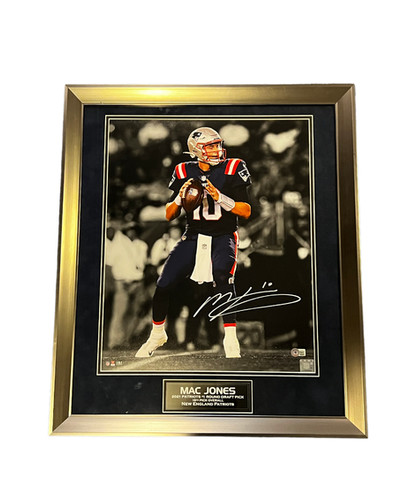 New England Patriots - QB Mac Jones Autographed 16 x 20 | Gallery at ...
