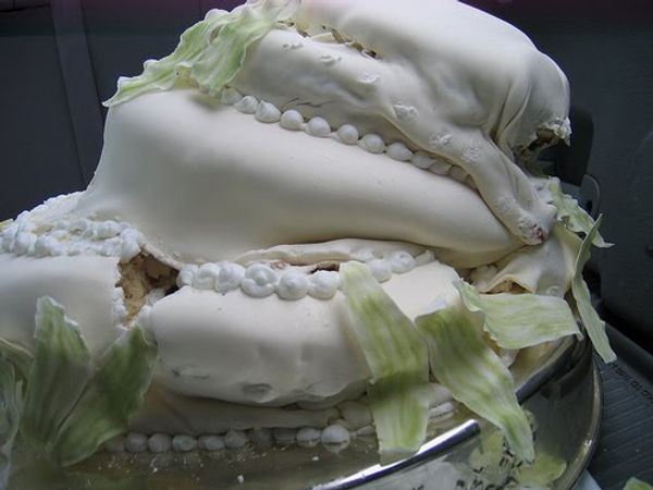 How to protect and transport your cake in the heat!