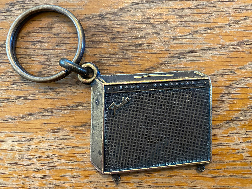 Fender 70s amp keychain