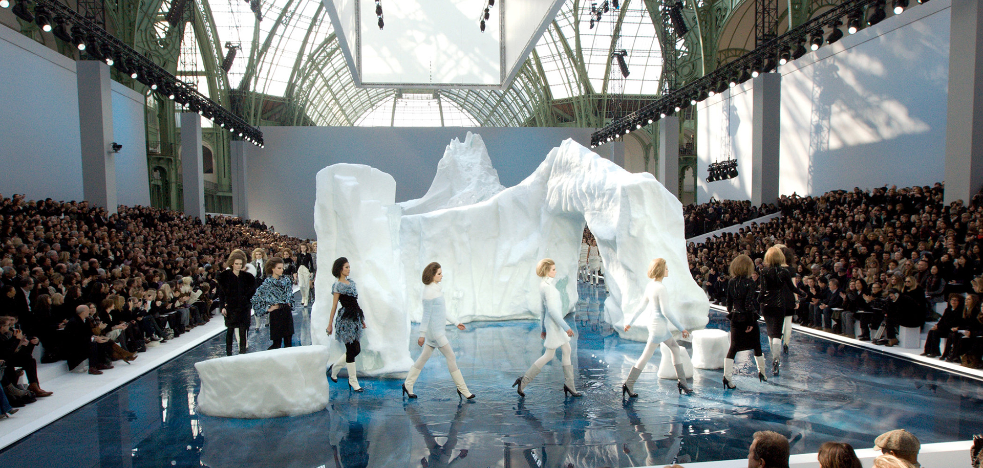 Qué es y como organizar un showroom