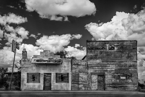 Old Bar and Wooden Building | Peter-Herzog