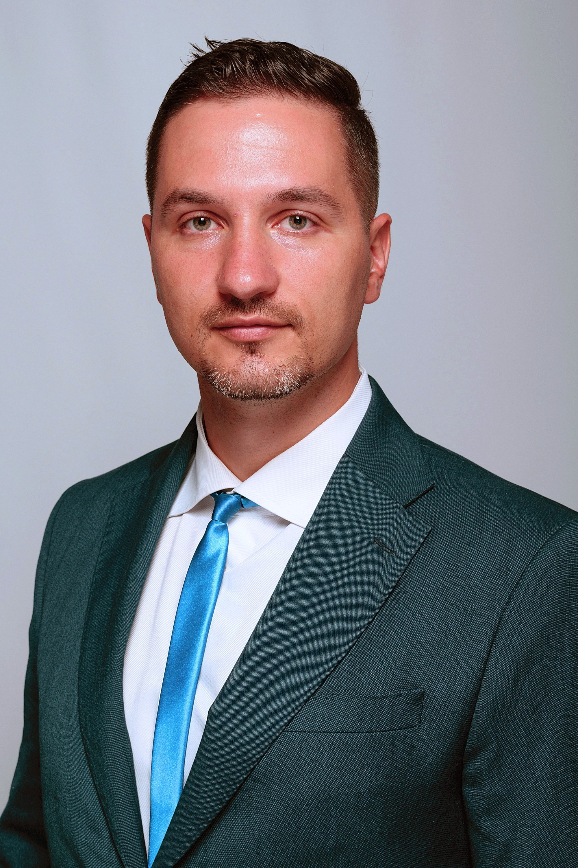 Alex Bobrik | DIAS