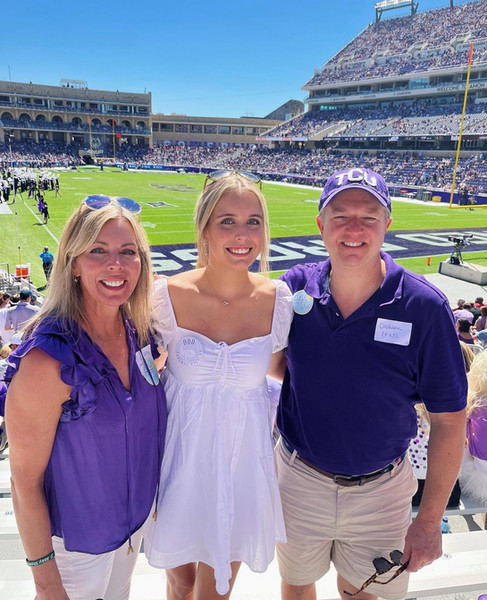 Parents & Family | TCU TRI DELTA