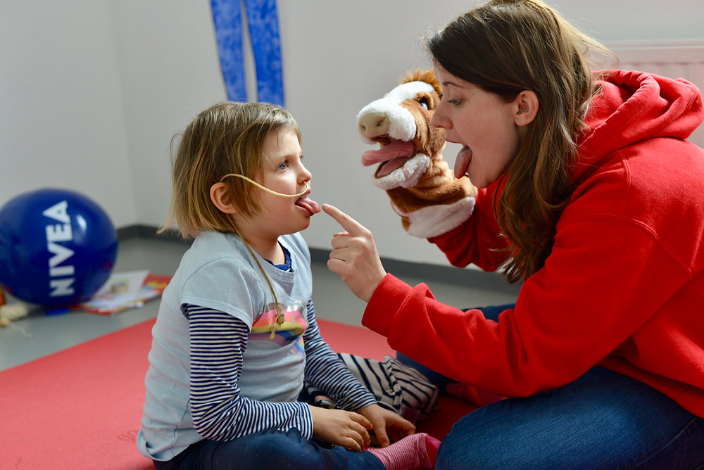 Strokovno izobraževaje za metodo učenja govora VML (Verbal Motor Learning)