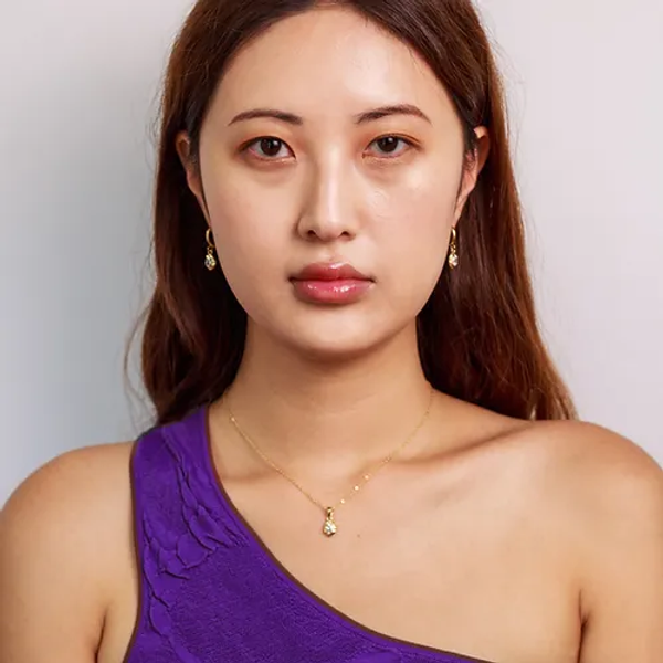 Create Cohesion with Matching Jewelry Sets: Elevate Your Look with Meteorite-Inspired Designs