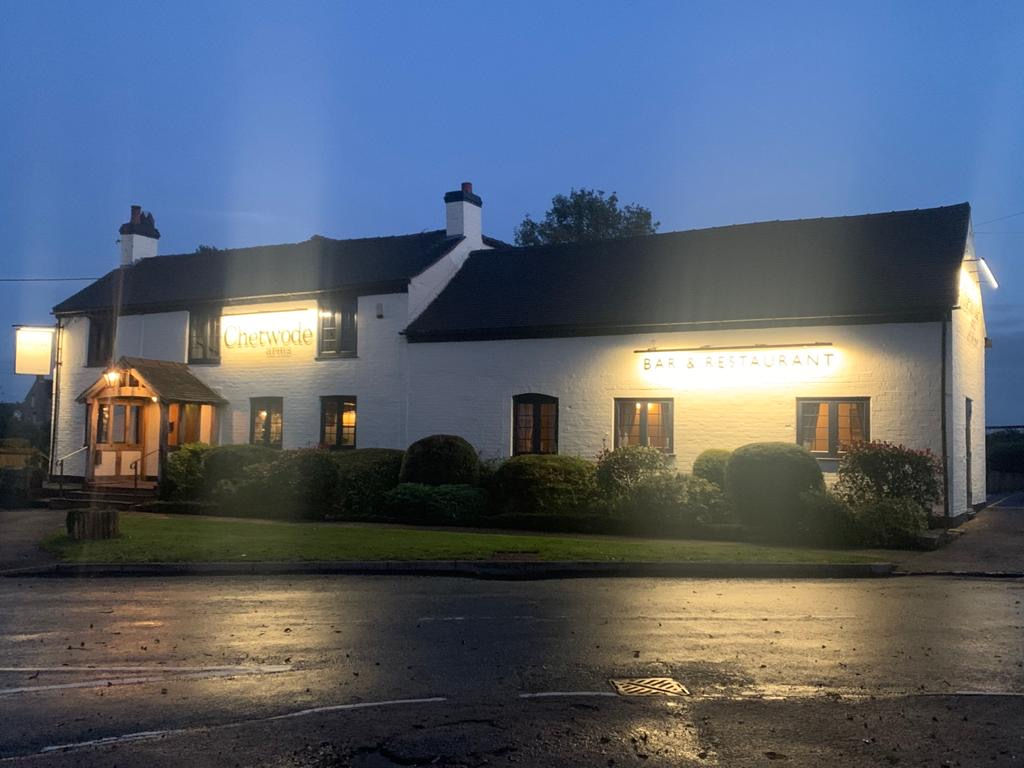 Chetwode Arms Pipe Gate