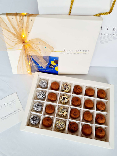 HAPPY BDAY Exclusive chocolate truffles with lights | rialdates