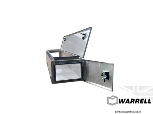 Polished Stainless Triple Door Side Locker, Iveco Euro Cargo Truck ...