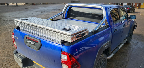 Aluminium Chequer plate Toolbox - Toyota Hilux Truck Box, Pick-up Bed ...