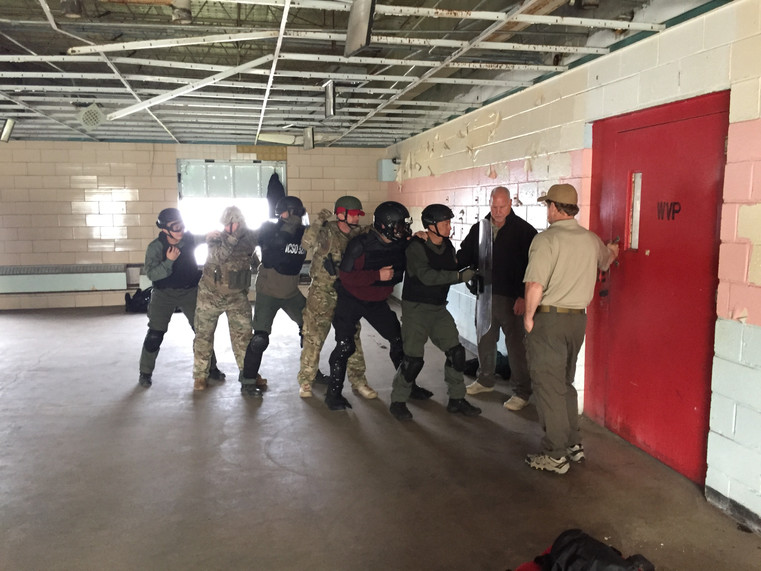 Cell Extraction | C2 Tactical Training & Consulting