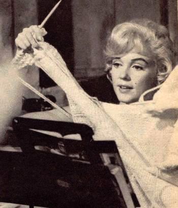15 Famous Knitters