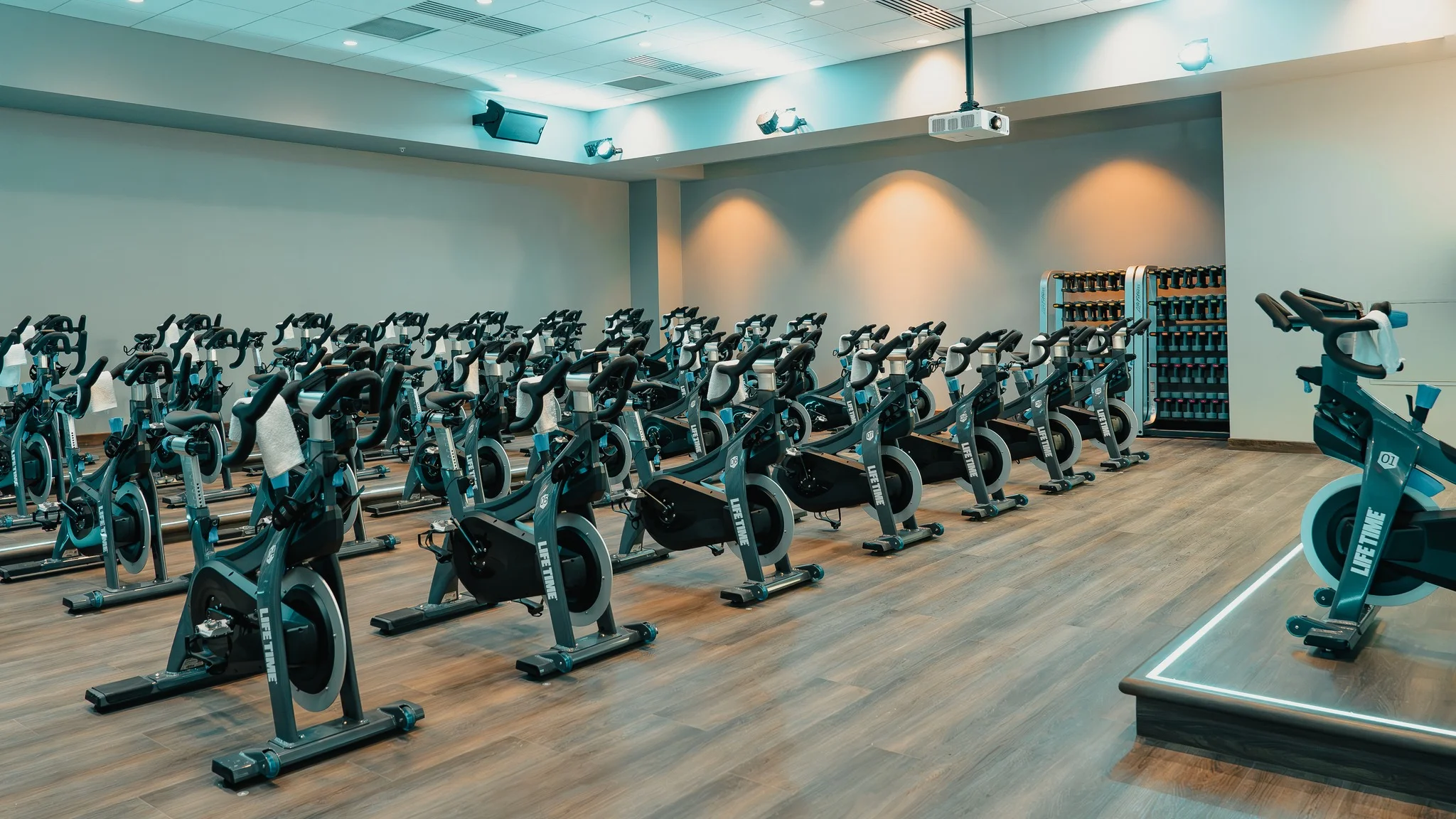 Life Time Miami at The Falls debuts 120,000 square-foot athletic and ...