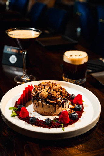 LA DOBLE M | Grupo Mendez