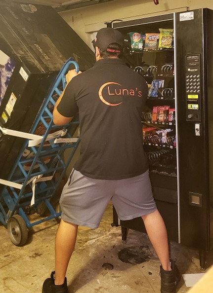 Vending Machine Movers - Luna's Moving