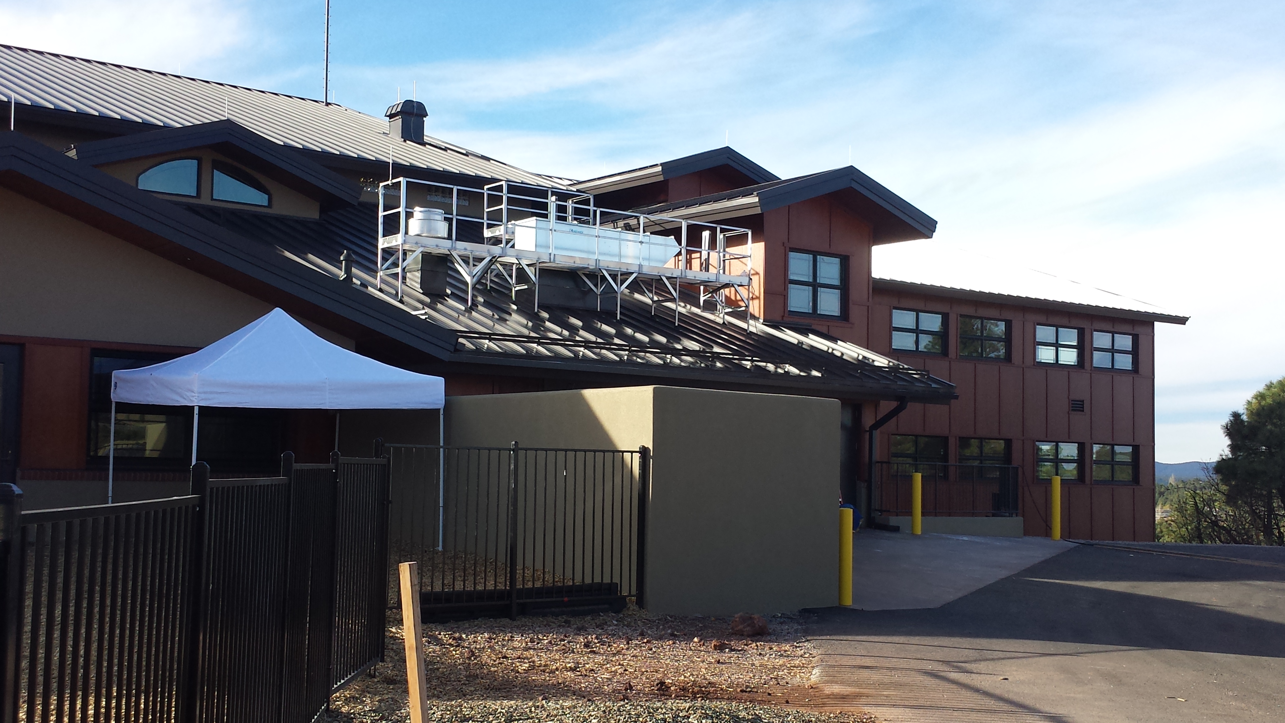 PRSP roof platforms for sloped or pitched roofs