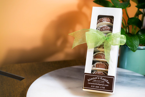Mocha Ball Gift Box | Nana's Kettle