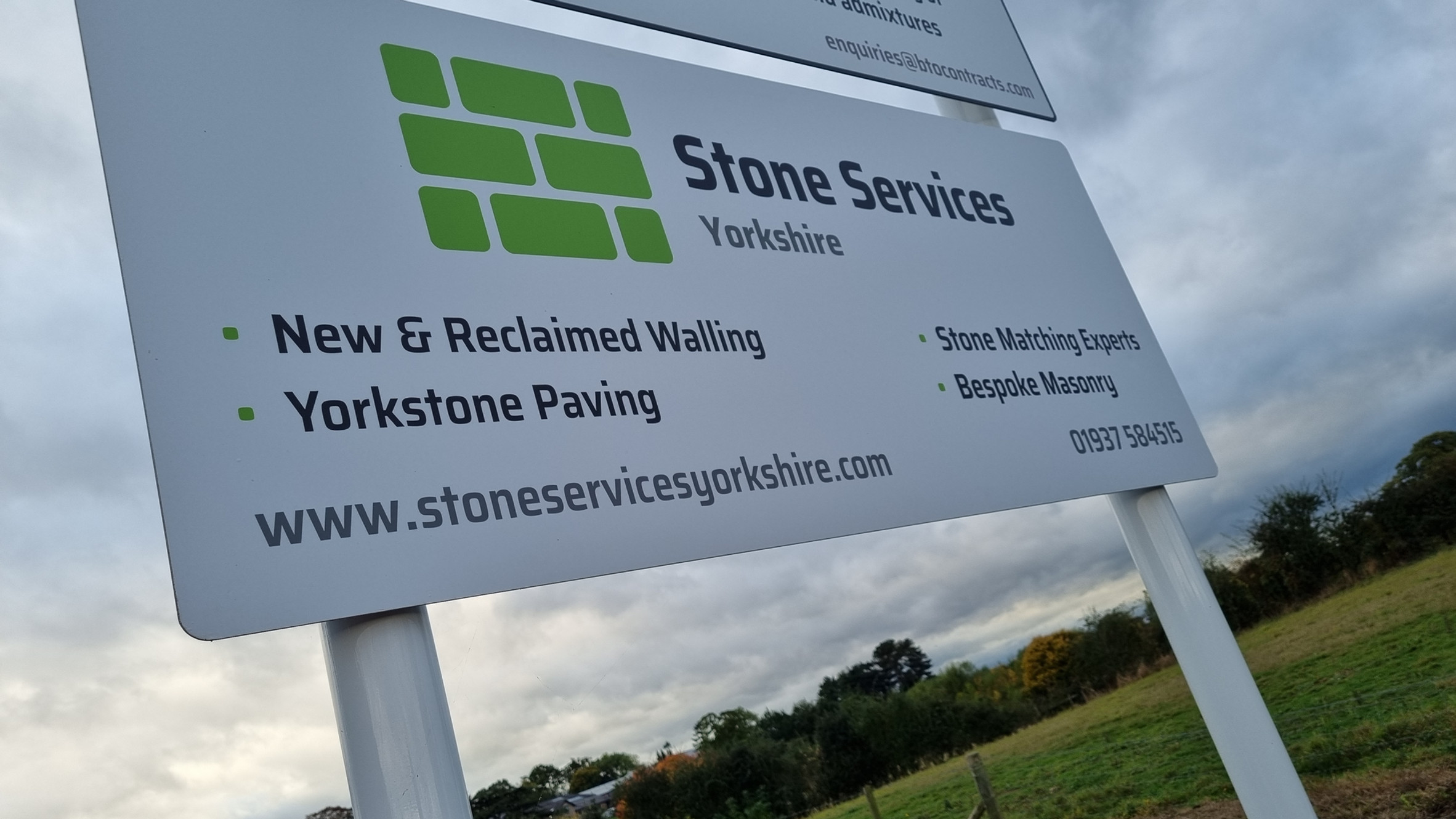 Stone Services Yorkshire | Natural stone walling paving & building supplies | Wetherby LS22 5FF, UK