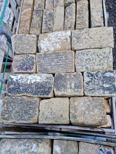 Reclaimed Gritstone Punch Face Walling | Stone Services