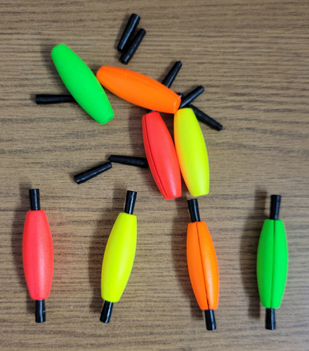 Assorted Cigar Floats w/pegs ~Slotted~8 pcs | B&W Tackle