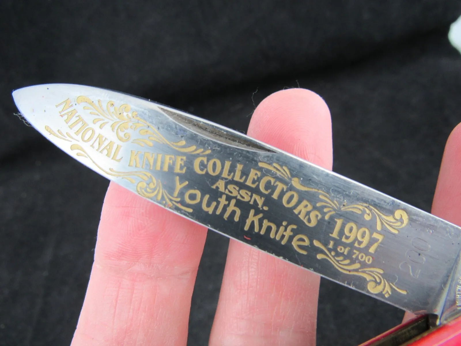 Frank Buster 1 of 700 pocket knife 1997 | Knife Trading Post