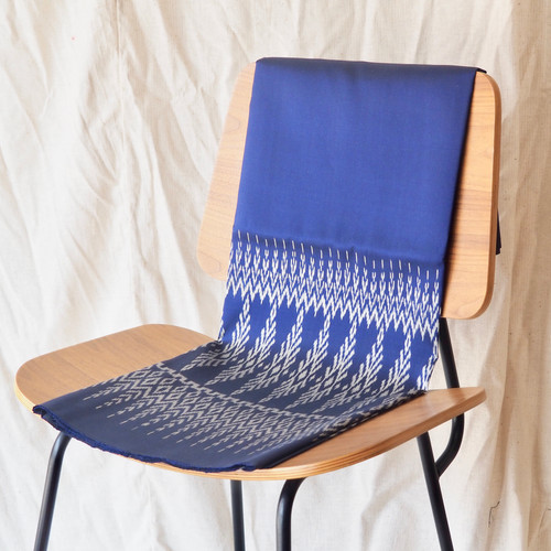 Robust Blue ผ้าไหมซิ่นมัดหมี่ สีน้ำเงิน นิลรูจี | chattong