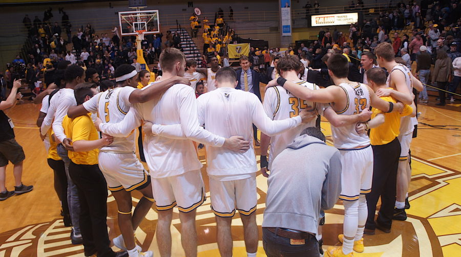 Athletics-Recreation Center - Valparaiso Beacons
