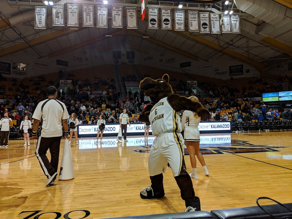 Read Fieldhouse/University Arena – Western Michigan Broncos