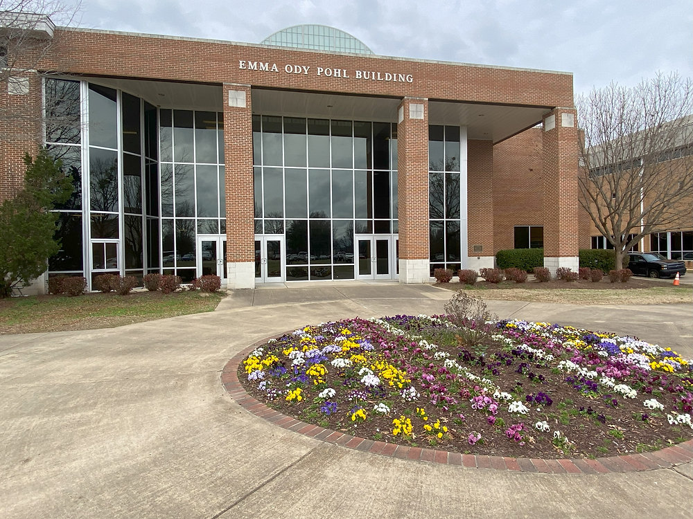 Pohl Gymnasium - MUW Owls