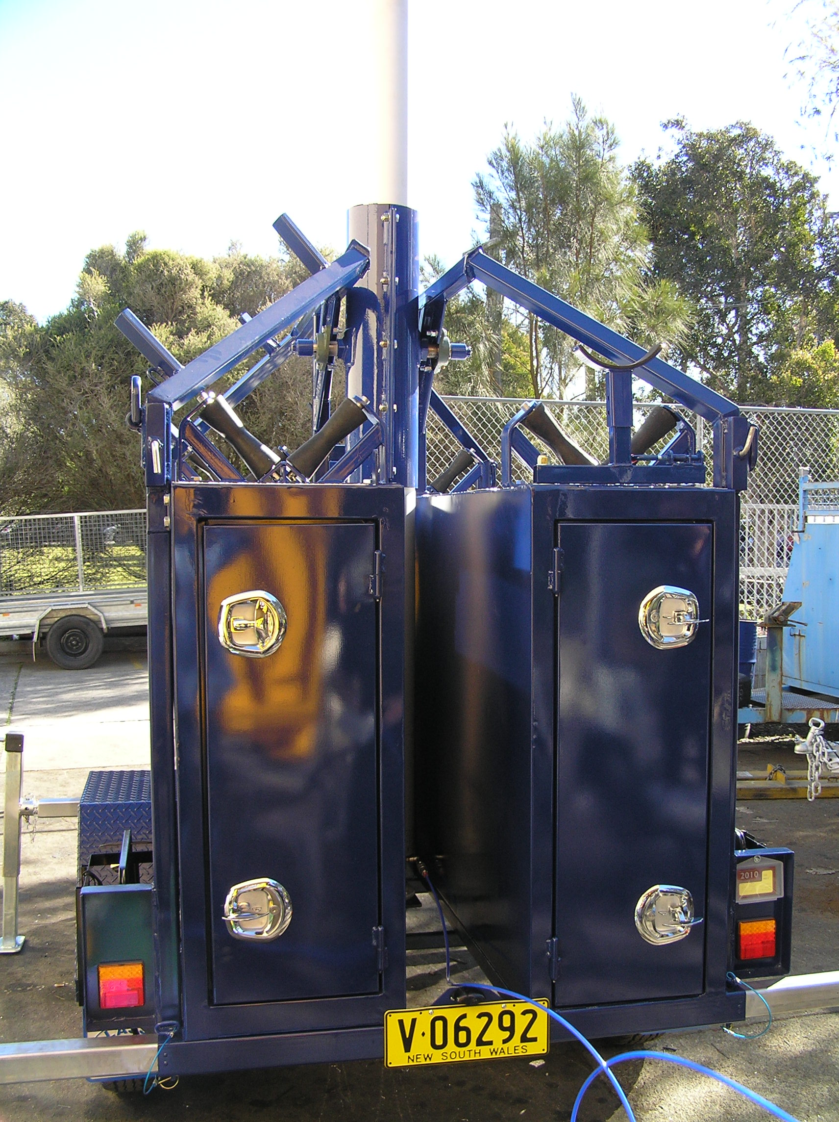 SPECIALISED TRAILERS | classictrailers