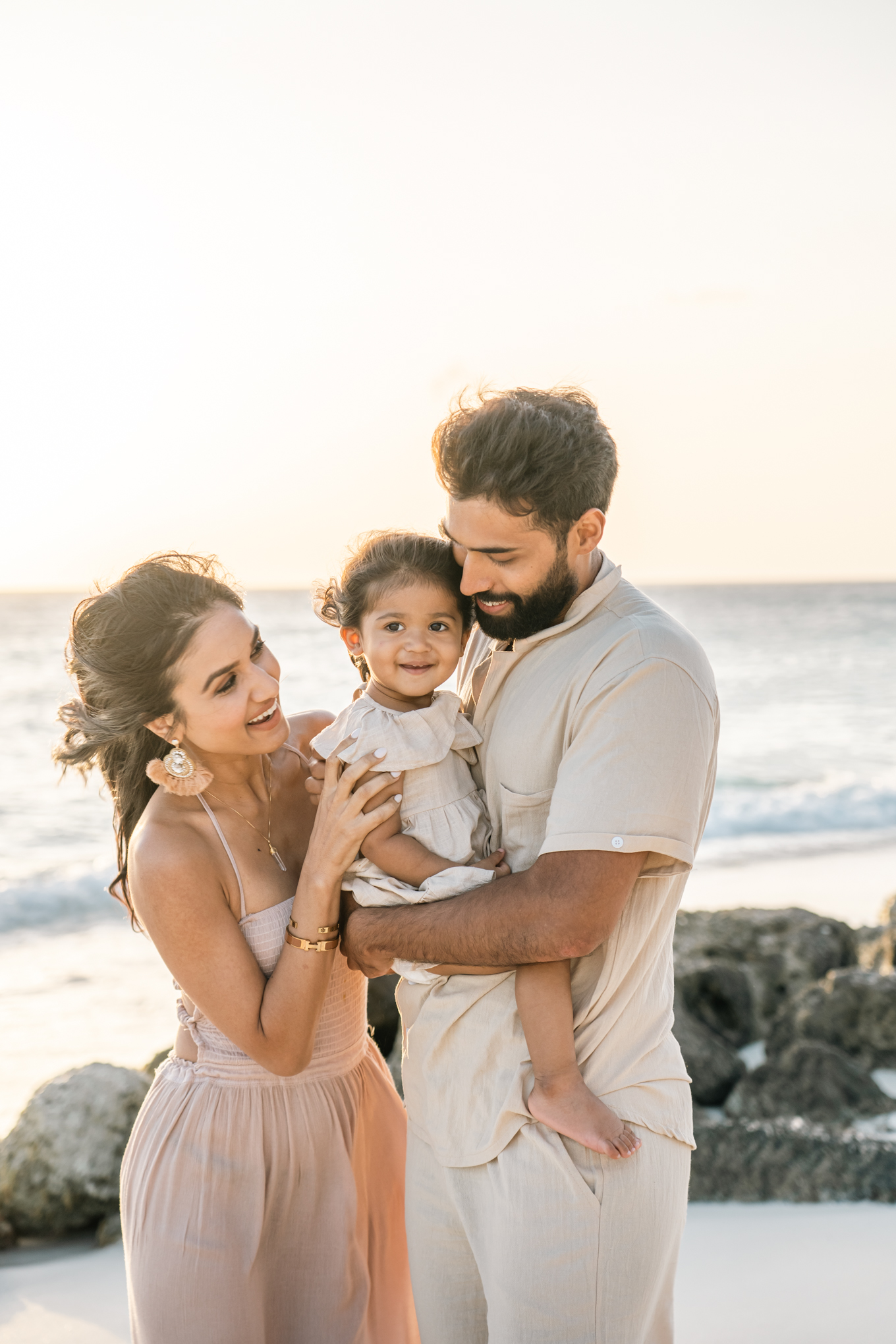 Aruba family Photographer: 8 Tips to a perfect family photo in Paradise.