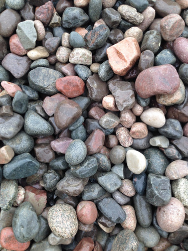 2" x 4" River Rock | theideallandscaper