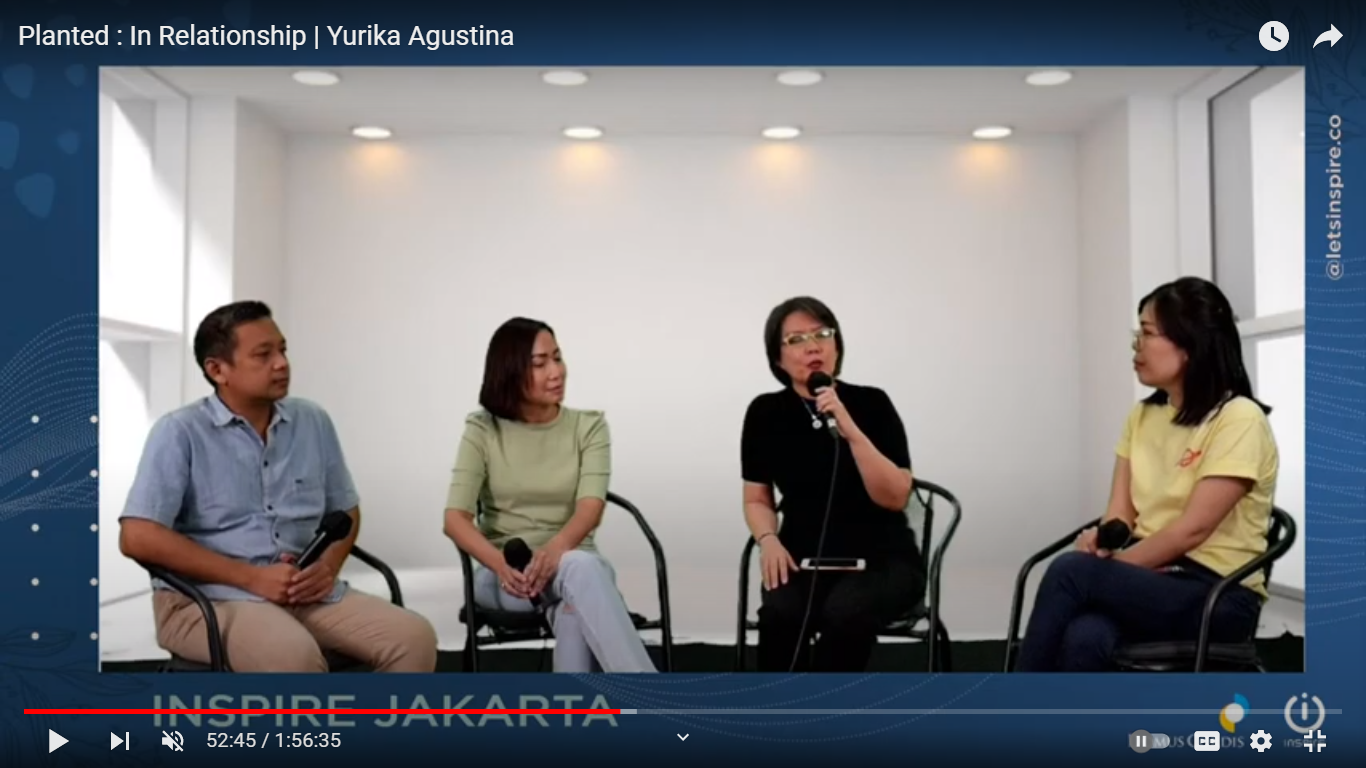 In Relationship: Selibat atau Menikah