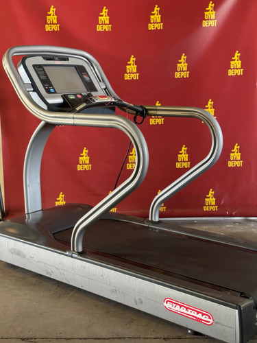 Star Trac Treadmill | Gym Depot