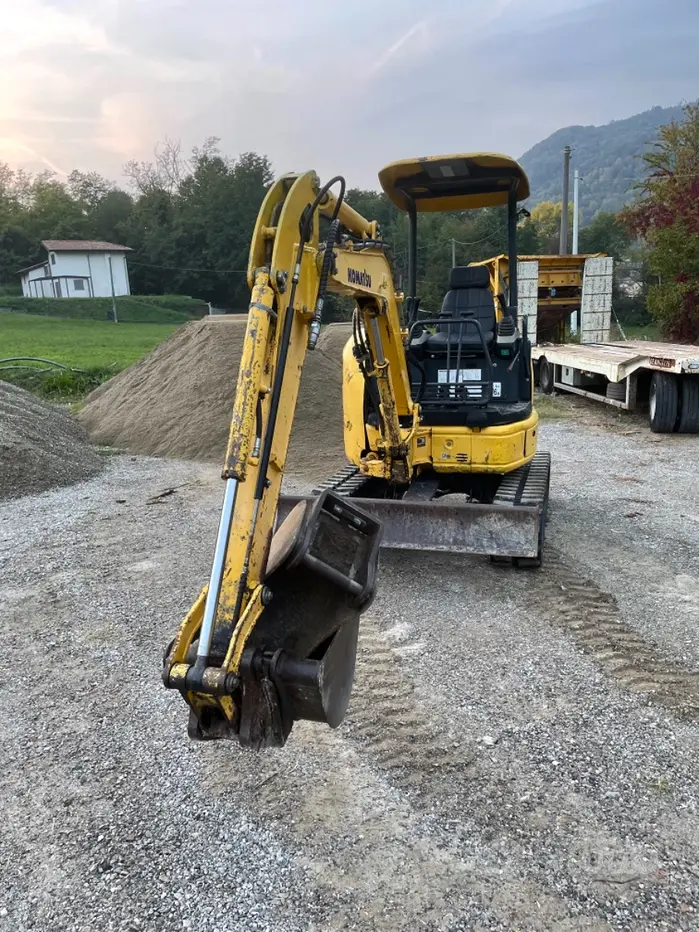 Komatsu PC26 Anno 2008 (VENDUTO) | Noveusato
