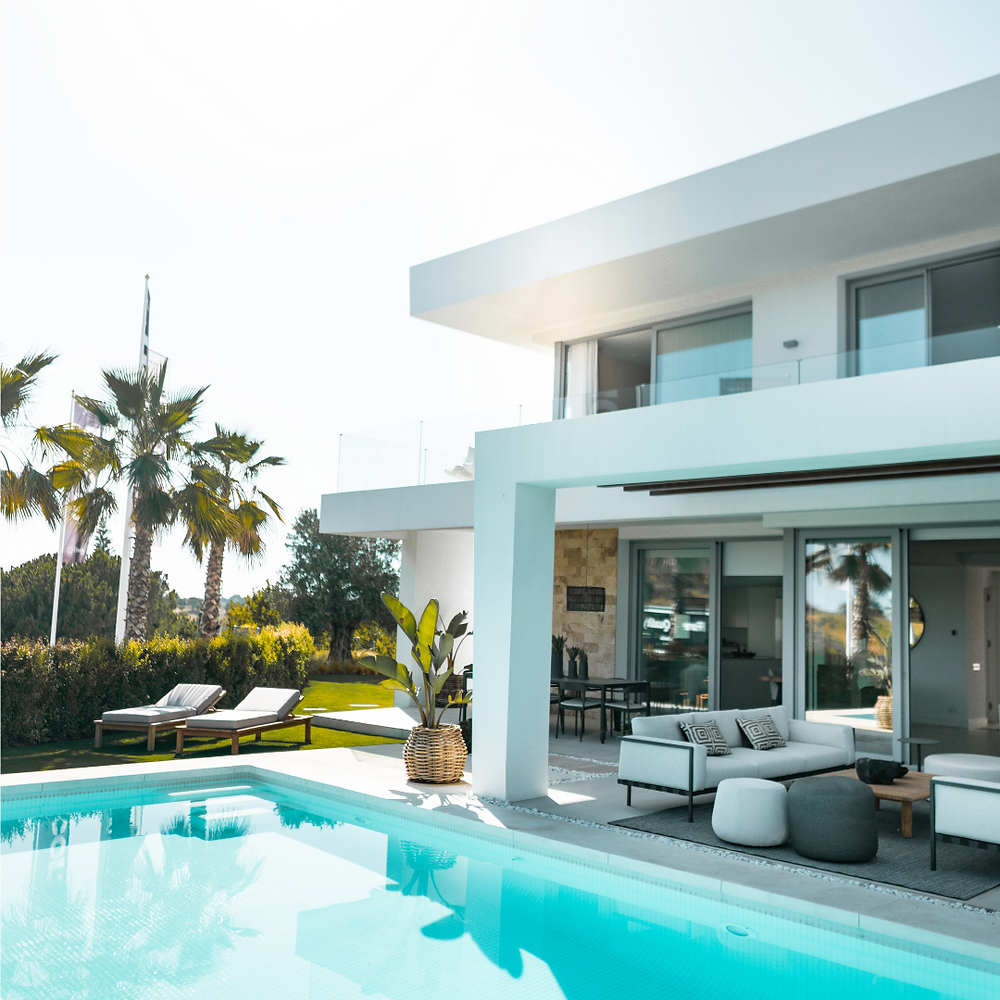 Spotlight on Luxury Living: Insights into High-End Property Development