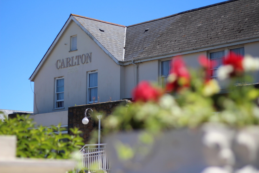 Home | Carlton Inn Guernsey