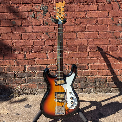Univox Hi-Flier Phase III | Classic City Vintage Guitars