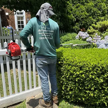 Greenwich, CT Lawn Care & Landscaping: Top Rated Service