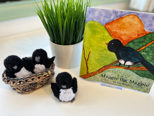 Maggie the Magpie Deluxe Set | Suz Creations