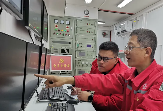 [PDF]: What is Mud logging? - Guide