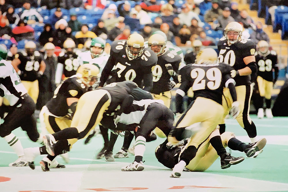Israel Idonije (FB | Student-athlete)