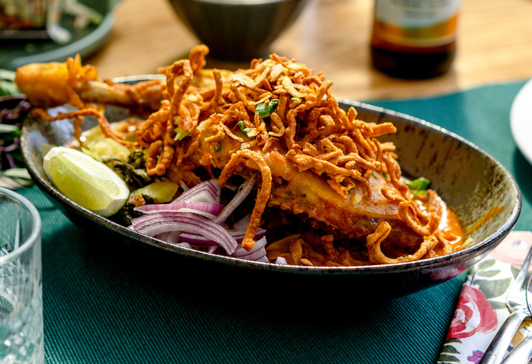 HOME | WAWA Thai Food