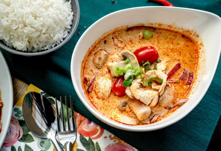 HOME | WAWA Thai Food