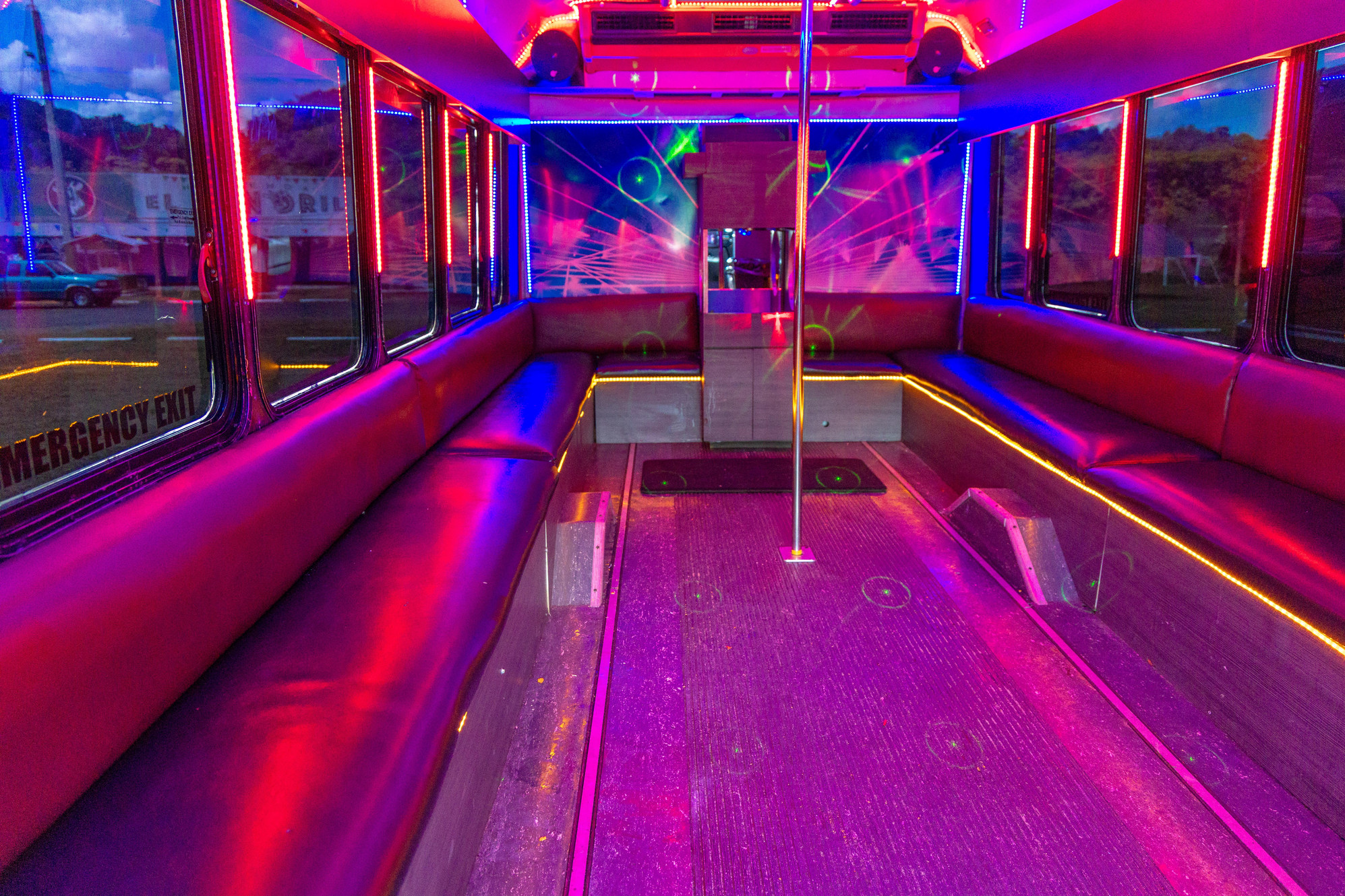 Party Bus para cumpleaños y celebraciones | Party Bus Puerto Rico