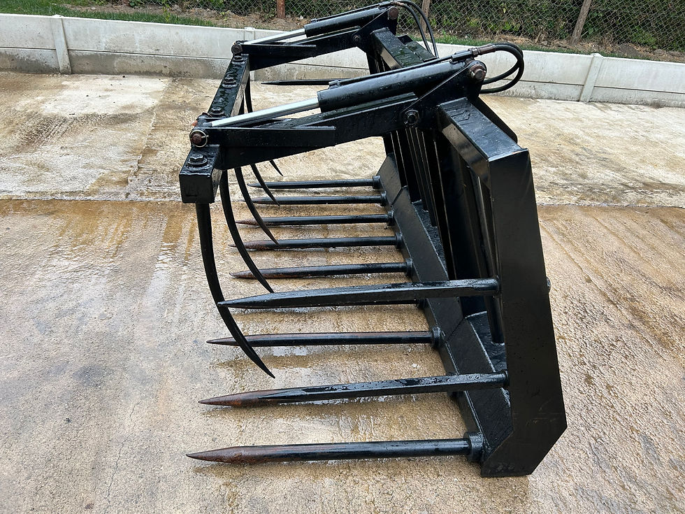 Muck Grab & Buckets | Alistair Duncan Mach