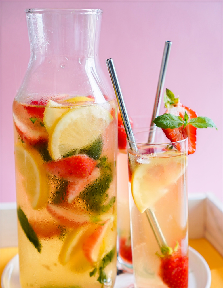 The Best Cooling Foods & Herbs (Plus Benefits) - Linyana Acupuncture Studio