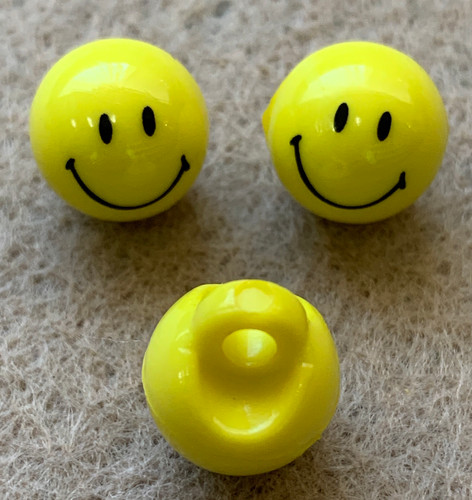1/2" Round Painted Smiley Face Buttons | Shop Boleks